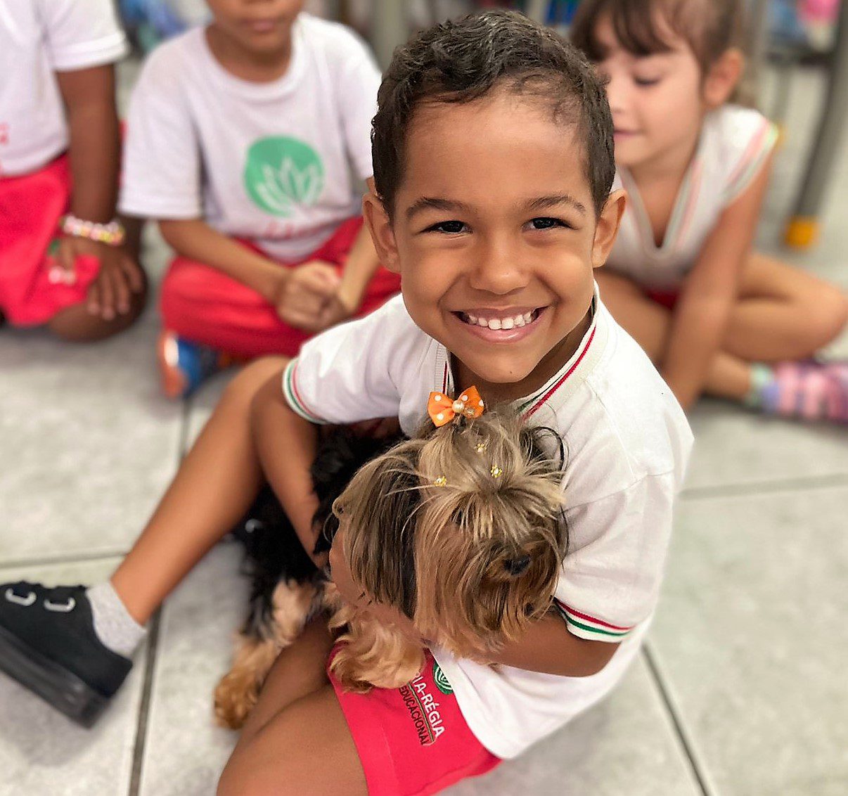 Educação Infantil- Visita especial de Meg. - VR